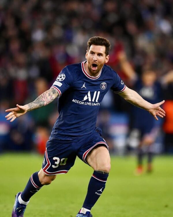 10 Best Messi Haircuts Of All Time