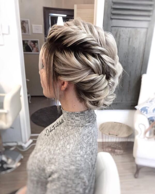 Trendy European Hairstyles to Try in 2024